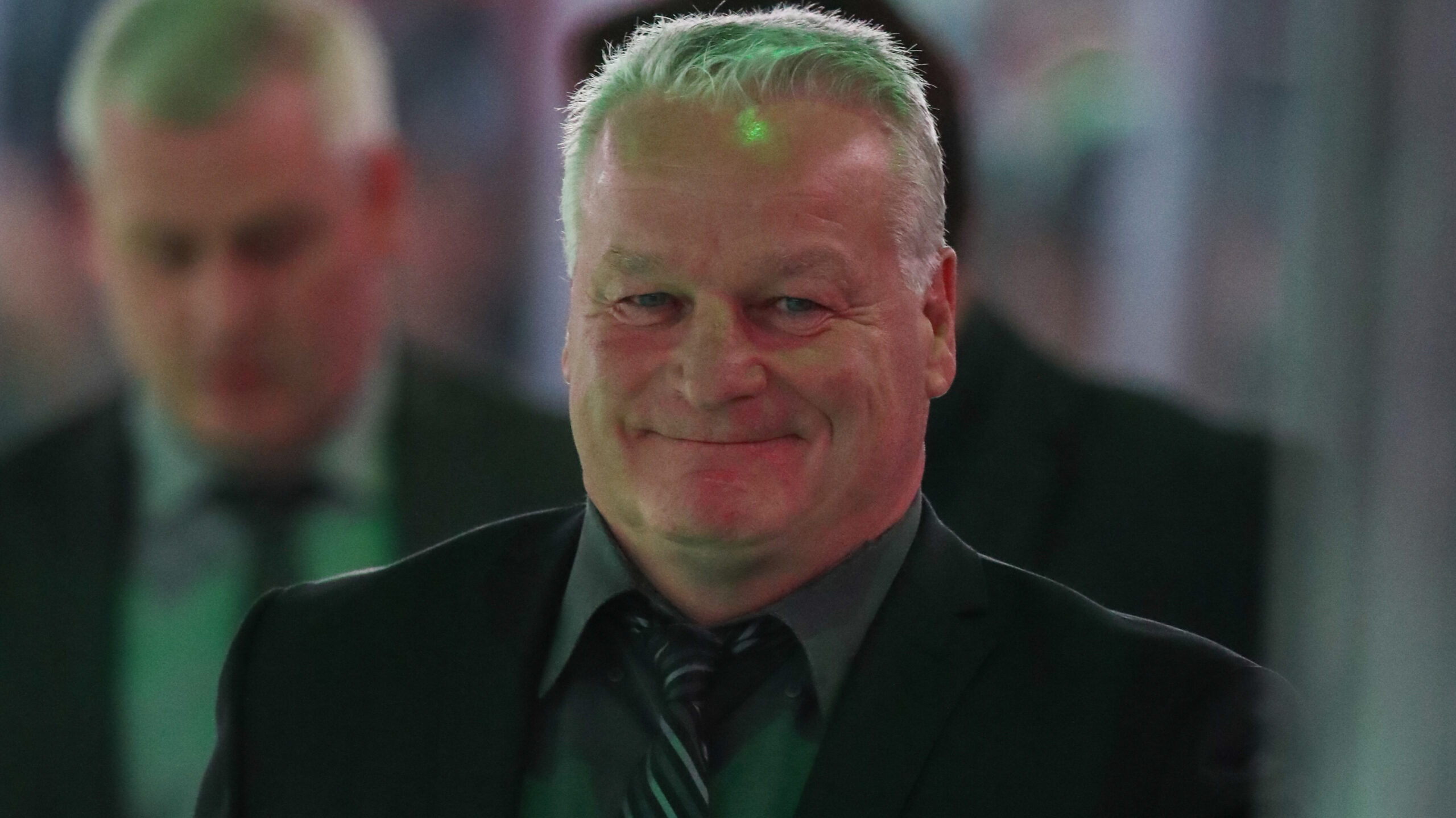 Dale Hunter des Knights devient le deuxième entraîneur ayant remporté ...