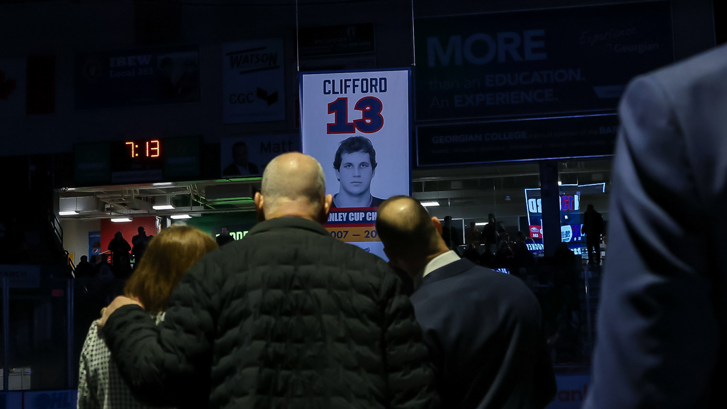 Colts retire Clifford's no. 13 jersey | Canadian Hockey League