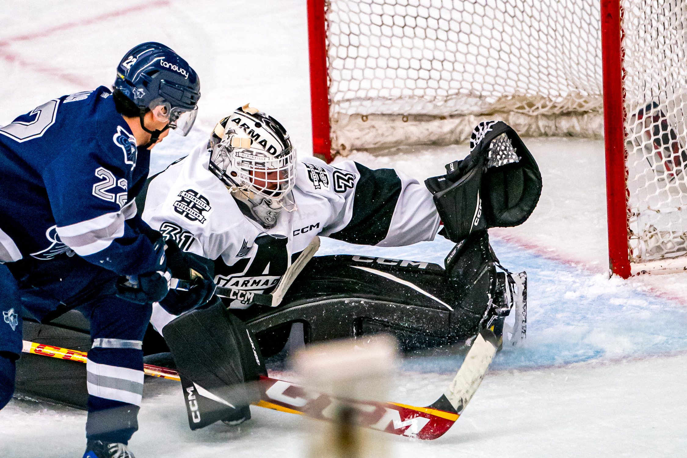 L’Océanic explose en troisième et chavire l’Armada – Océanic 4 – Armada ...