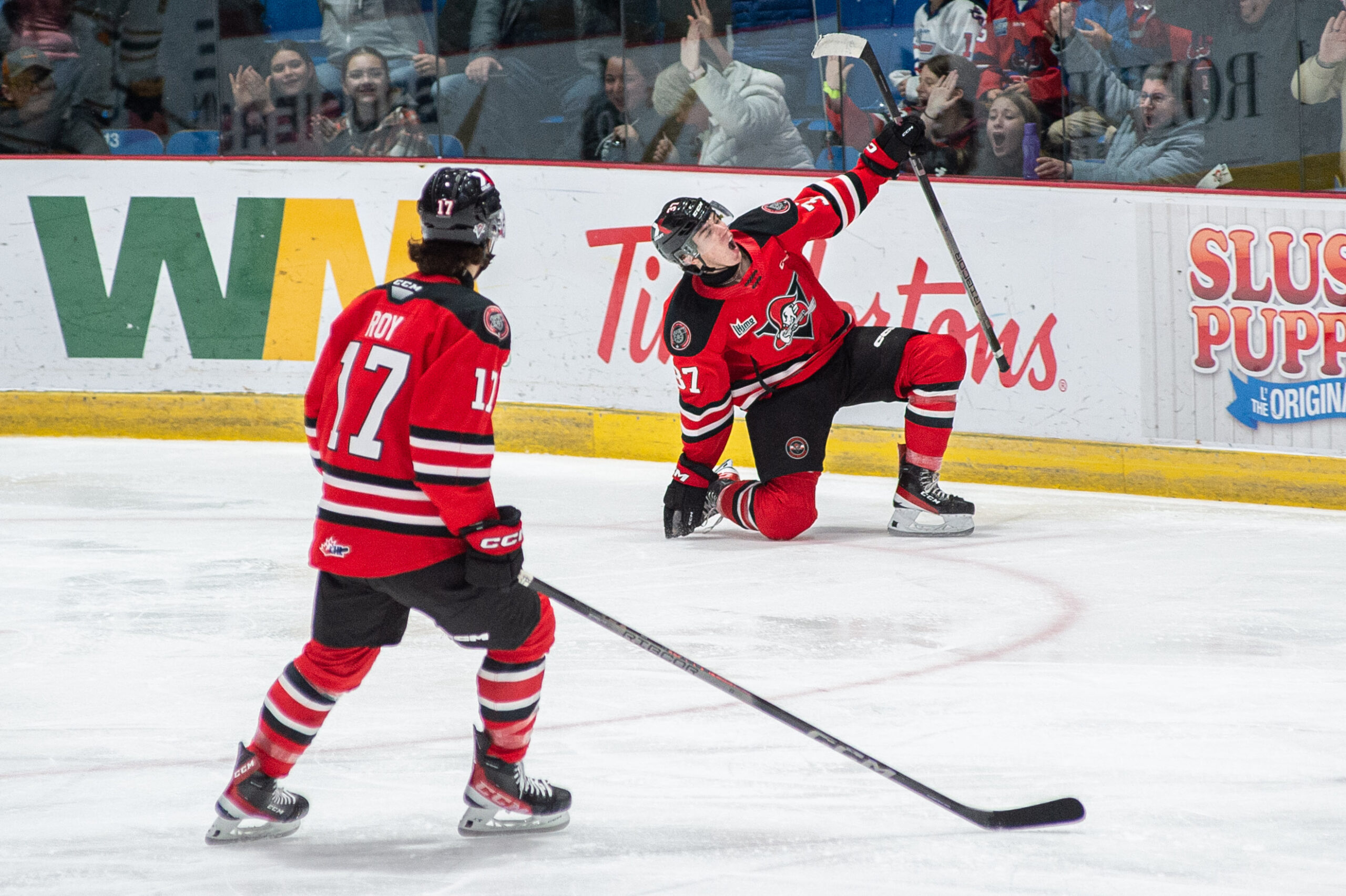 Première étoile pour Lukas Landry! Tigres 1 Voltigeurs 4 - LHJMQ