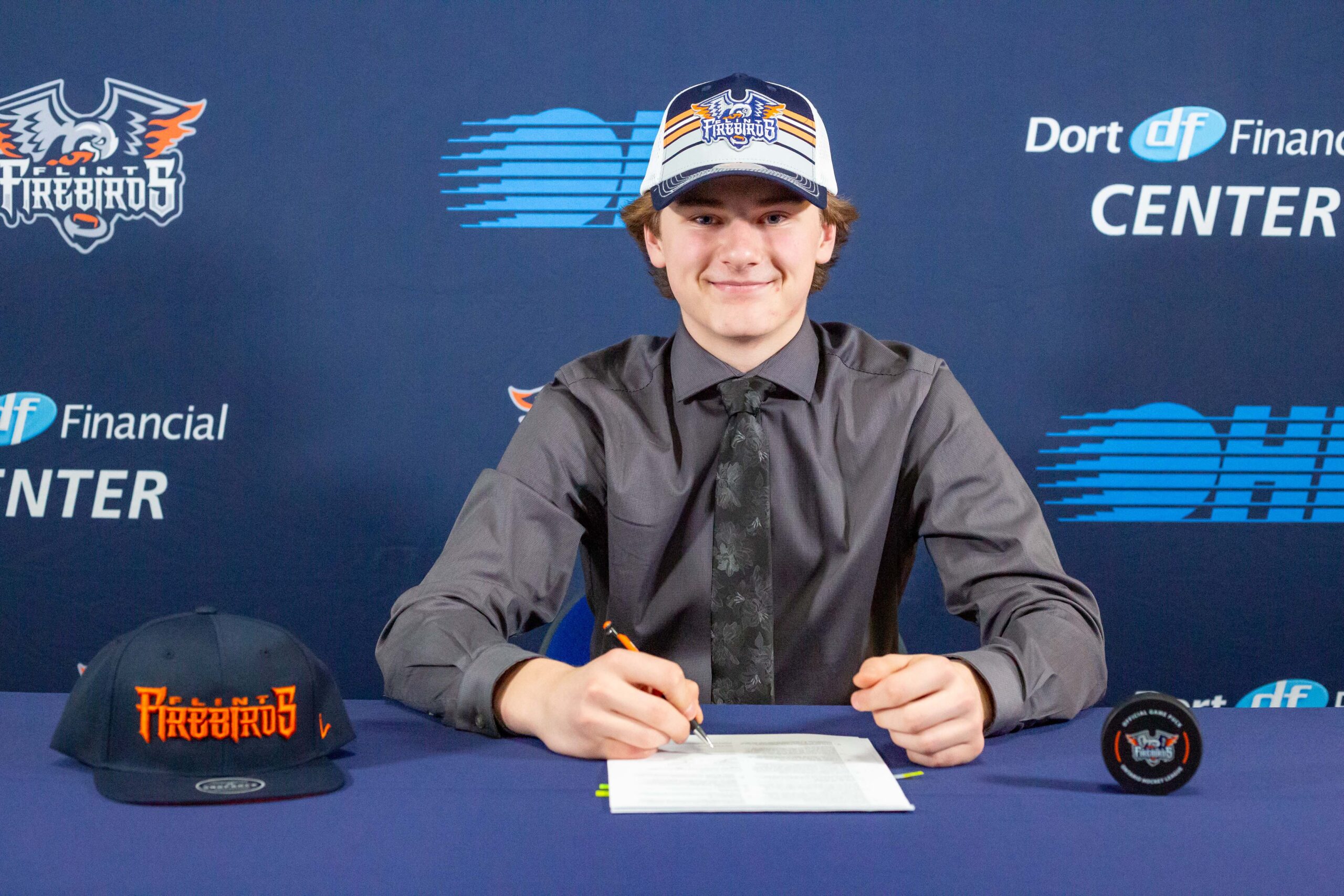 Firebirds First Round Pick Cole Zurawski Commits to Flint - Flint Firebirds