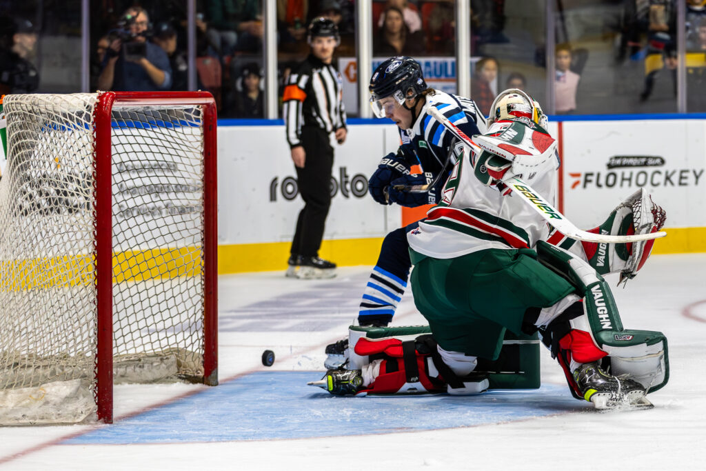 Ugly game for Mooseheads in Chicoutimi - BVM Sports