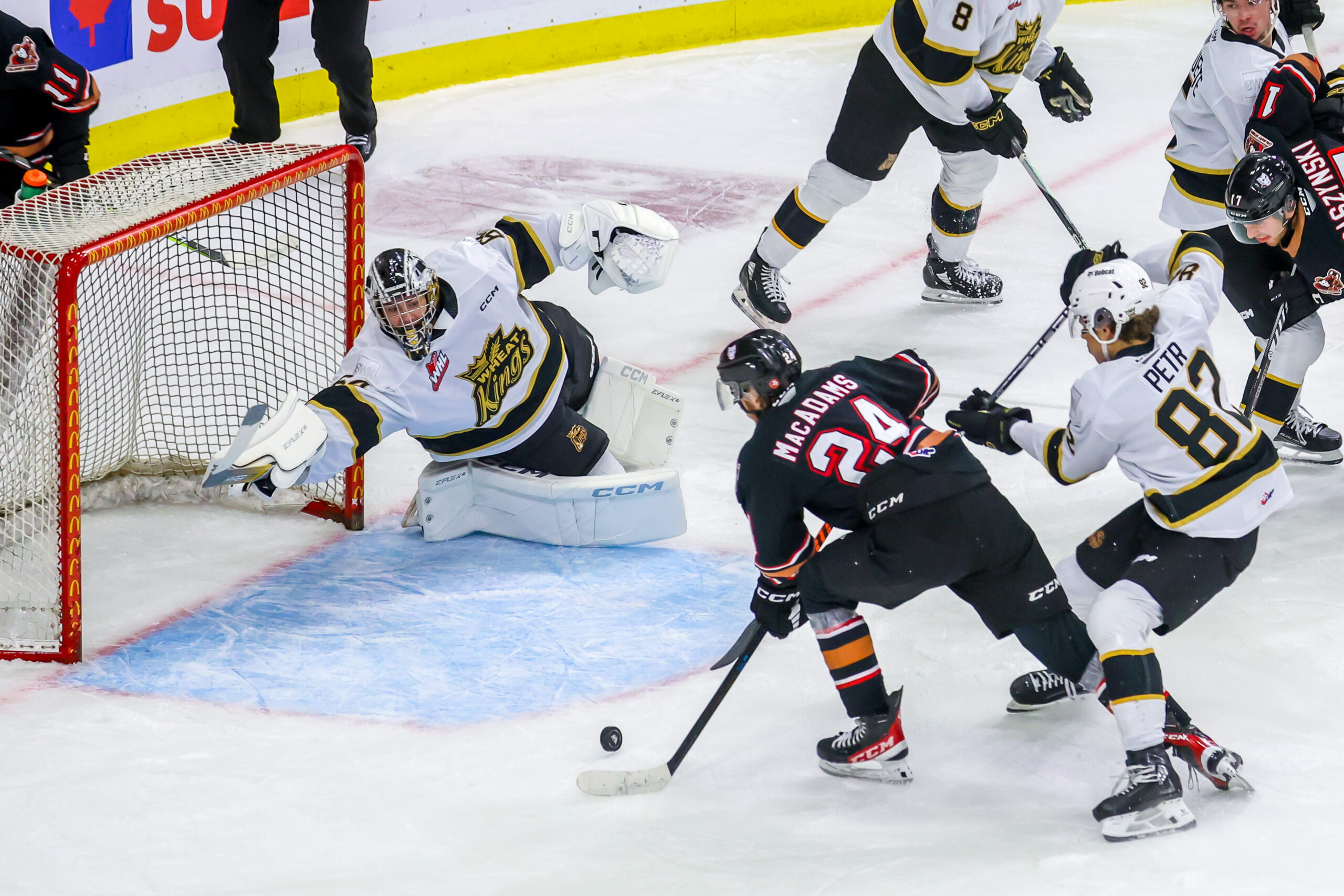 Hitmen Secure First Win of Eastern Road Trip - Calgary Hitmen
