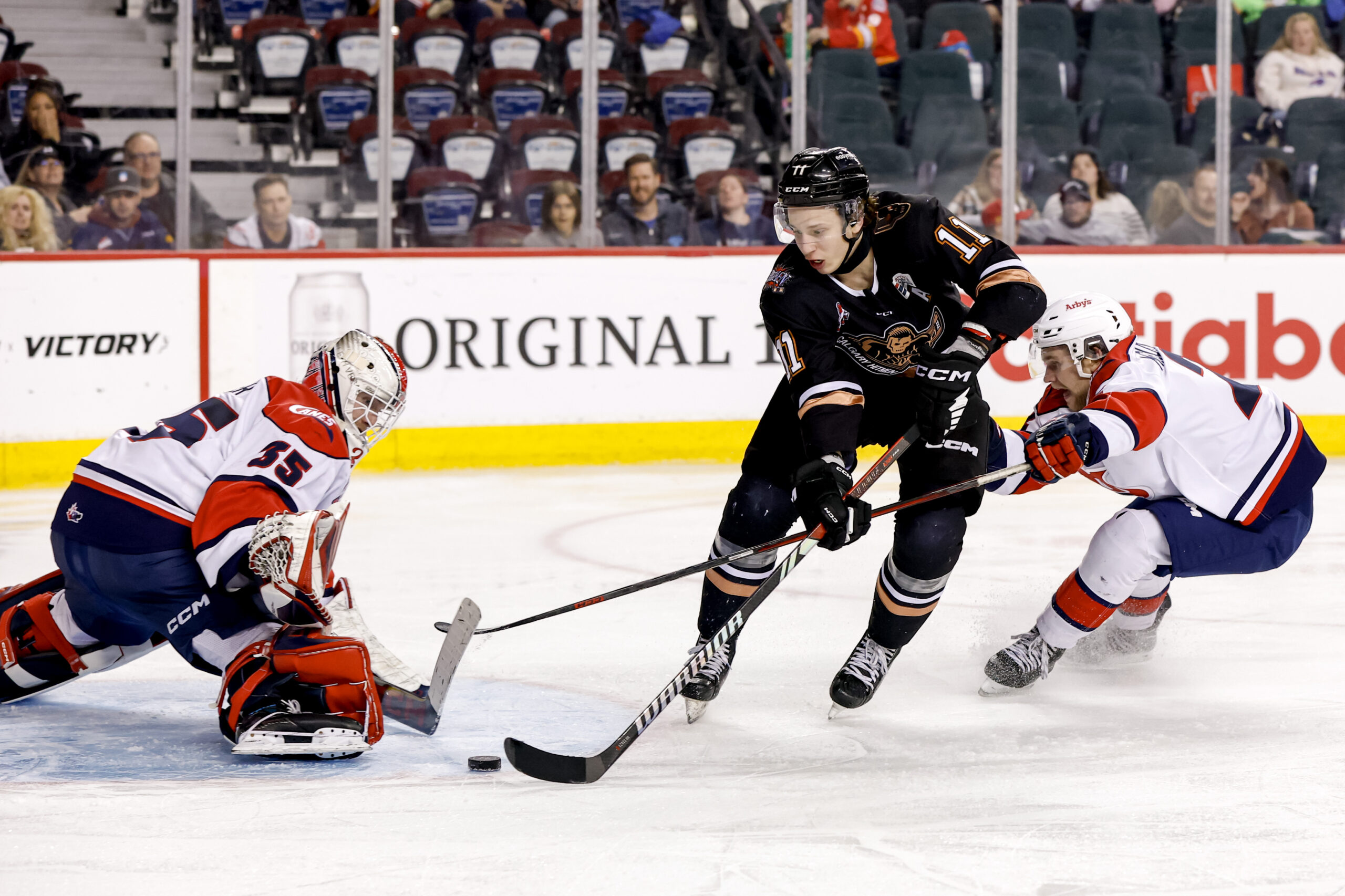 RECAP: Hitmen Fall to Hurricanes in Game Two - Calgary Hitmen