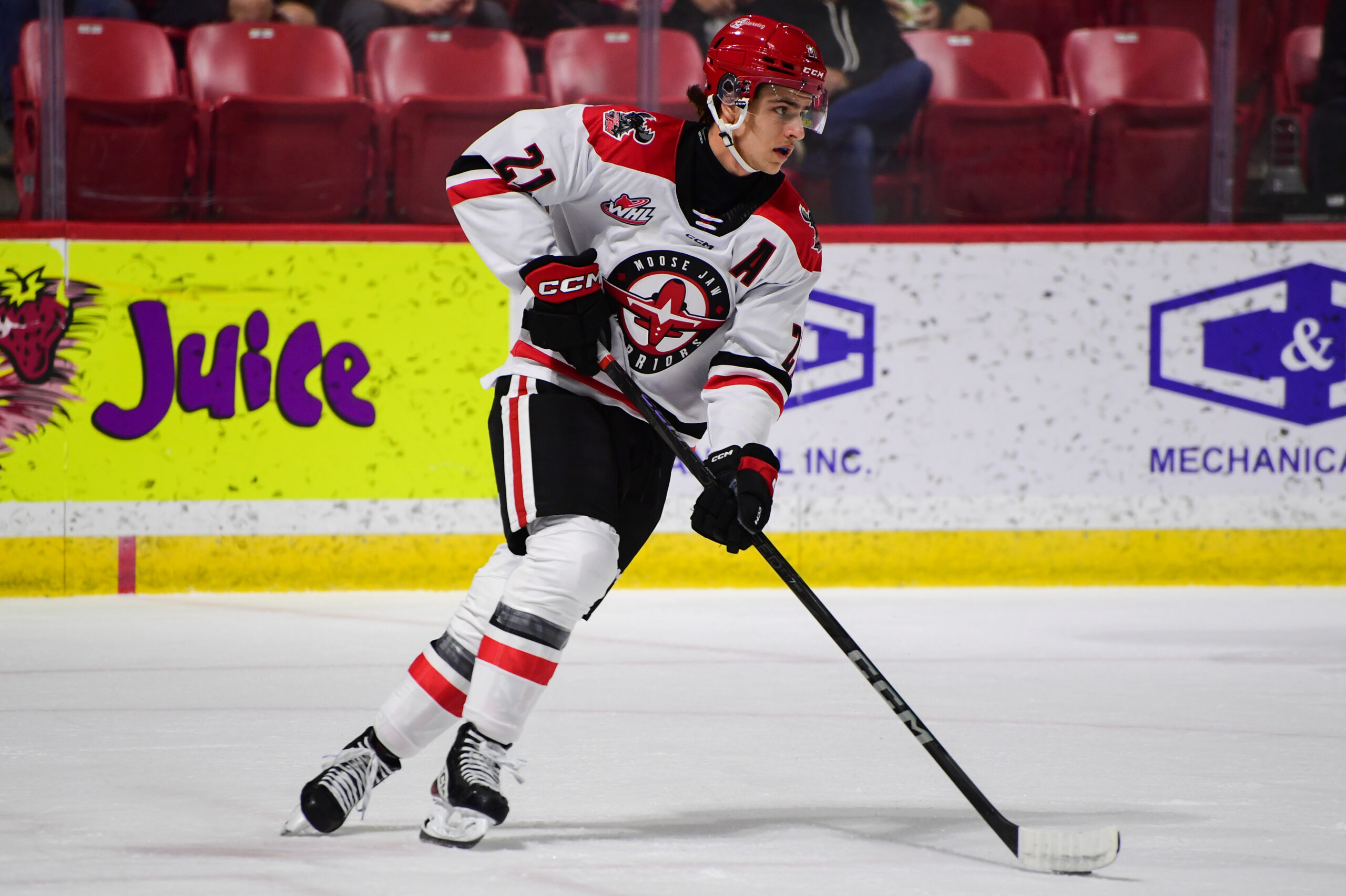 RECAP - Road trip ends with loss in Calgary - Moose Jaw Warriors