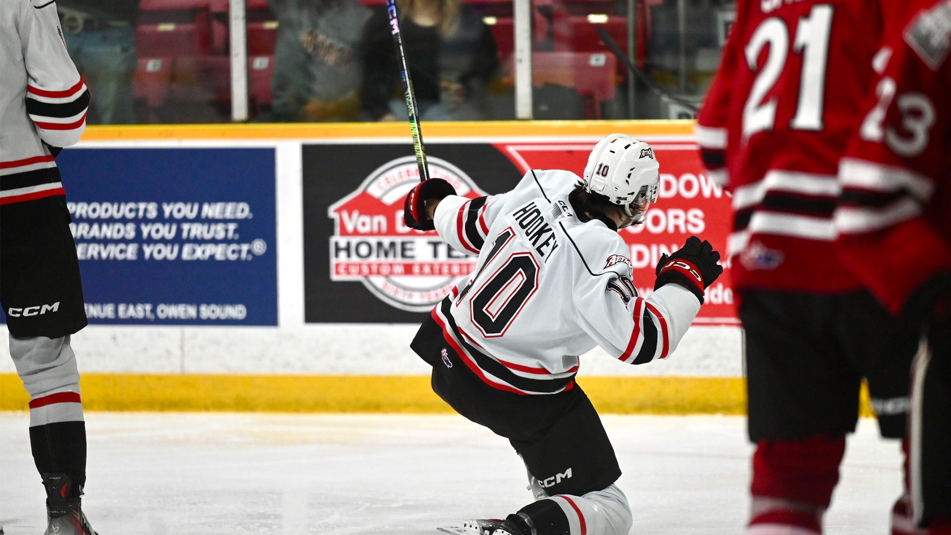 Hookey’s Hat Trick Sparks Attack in Big Win - Ontario Hockey League