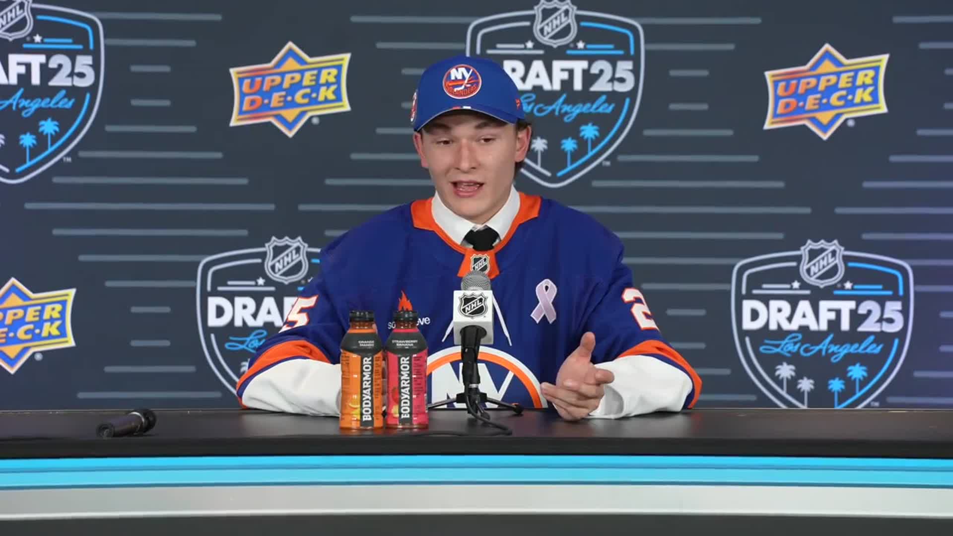 2025 NHL Draft Media Availability - Matthew Schaefer (1st Overall, New York Islanders) - Ontario ...