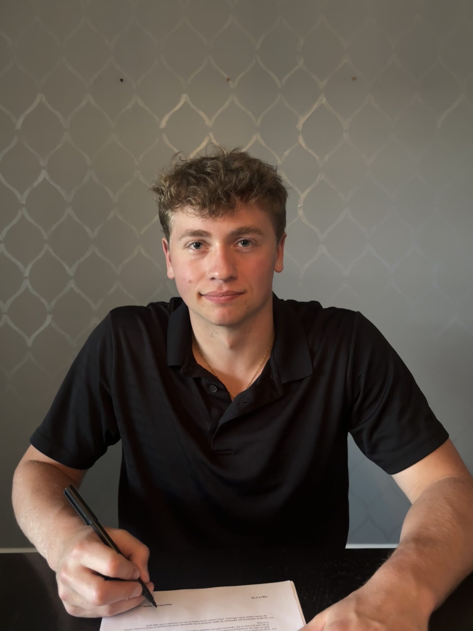 Sarnia Sting Sign Defenceman Jacob Reese - Sarnia Sting