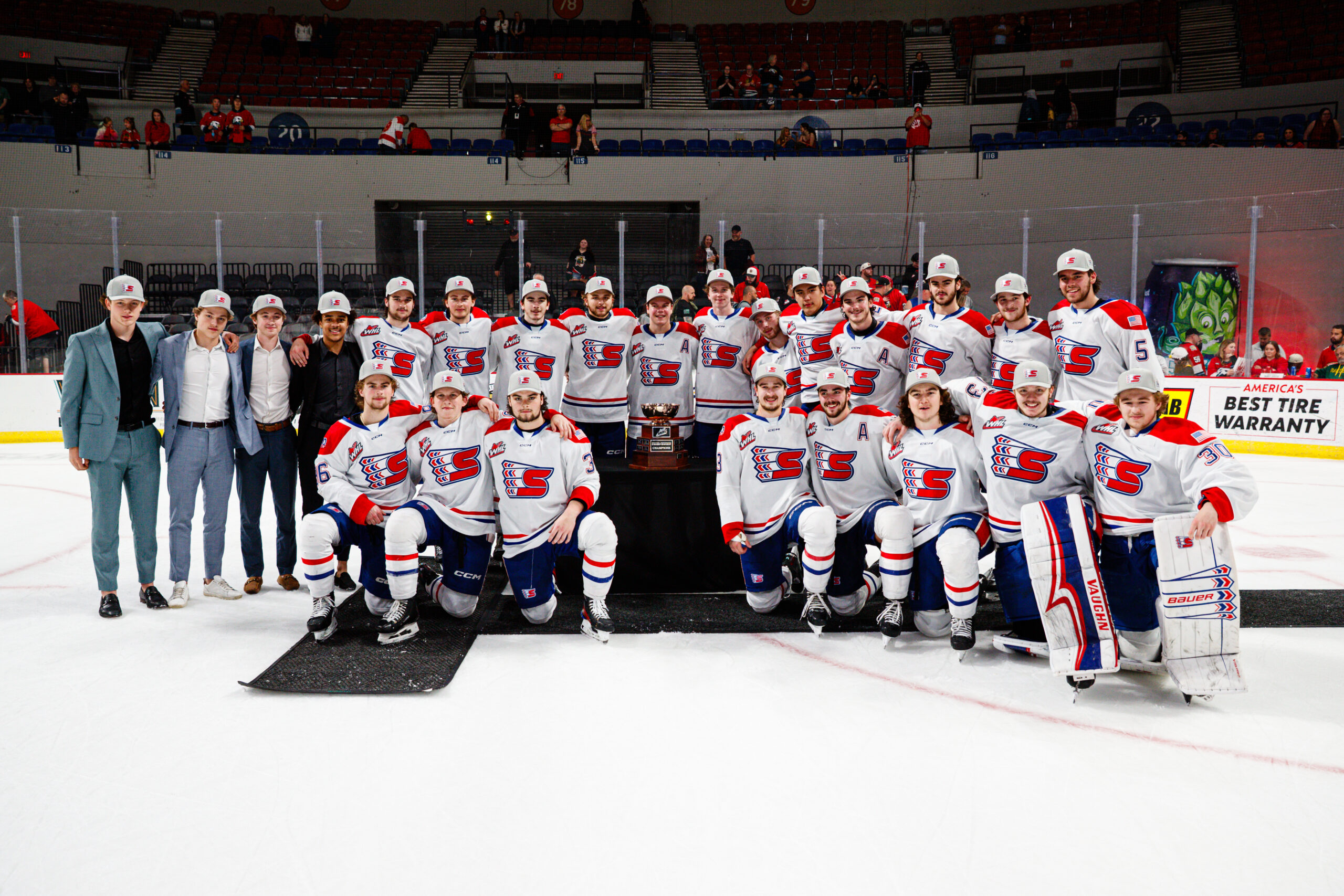 Chiefs complete sweep in Portland, win WHL Western Conference ...