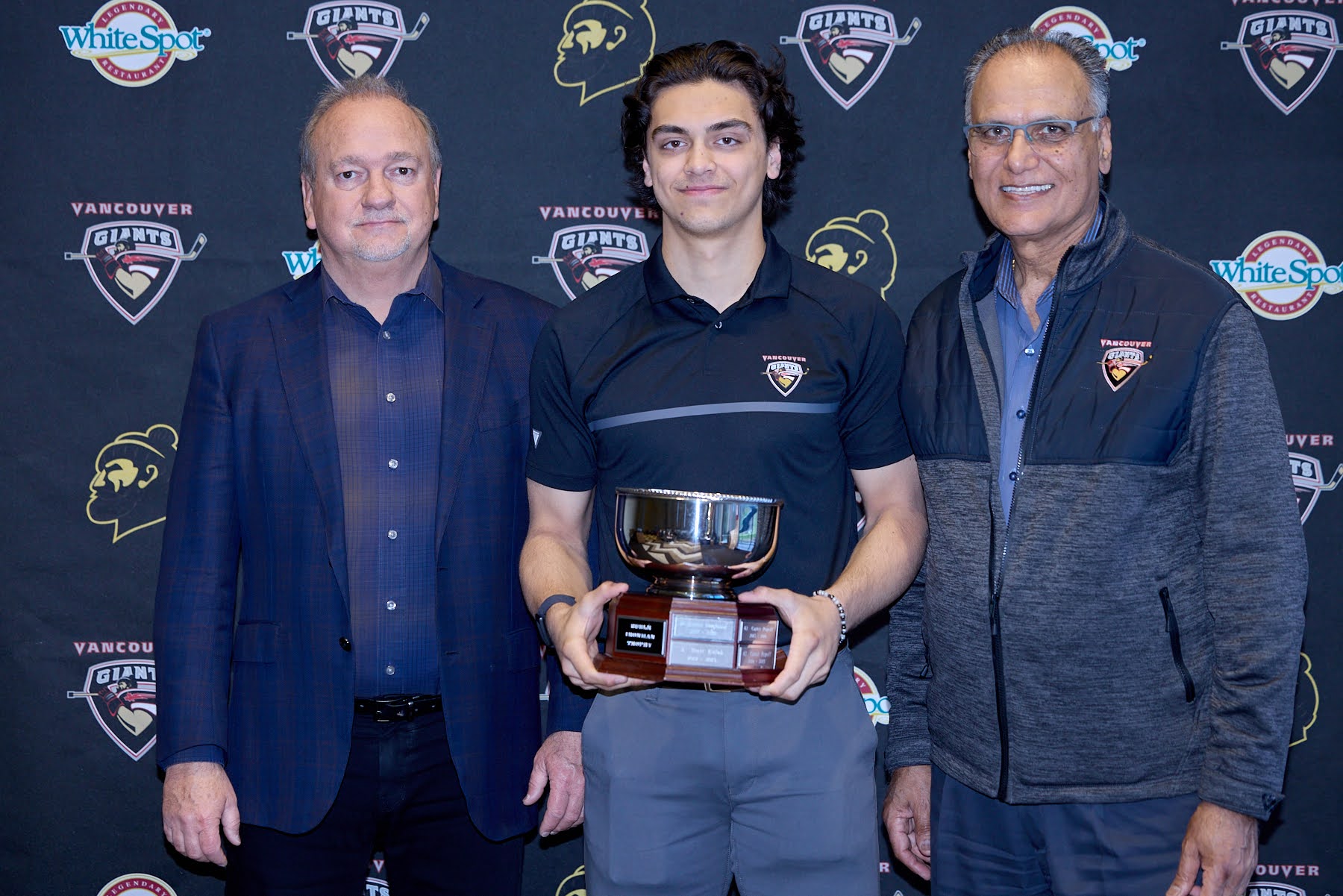 Giants Announce 2023-24 Individual Award Winners - Vancouver Giants