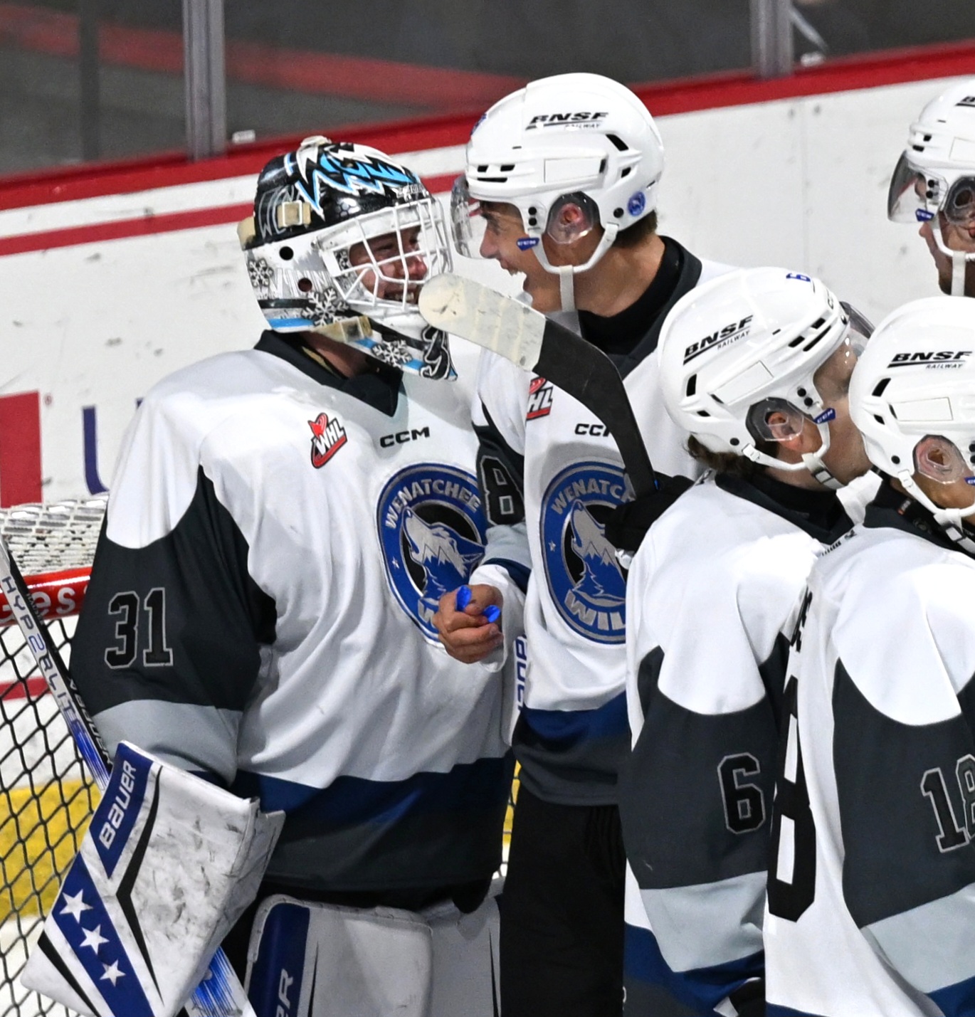 Hauser Earns 100th WHL Win as Wild Close Weekend with 4-2 Victory - Wenatchee Wild