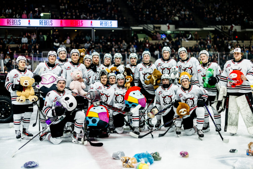 Rebels blaze past Kamloops 4-2 on Toque and Teddy Bear Night - Red Deer ...