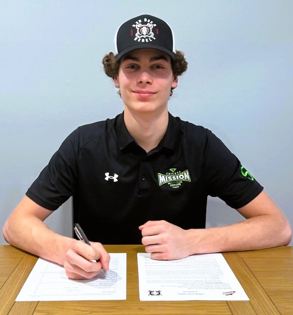 American forward Owen Shadrick signs with Rebels - Red Deer Rebels